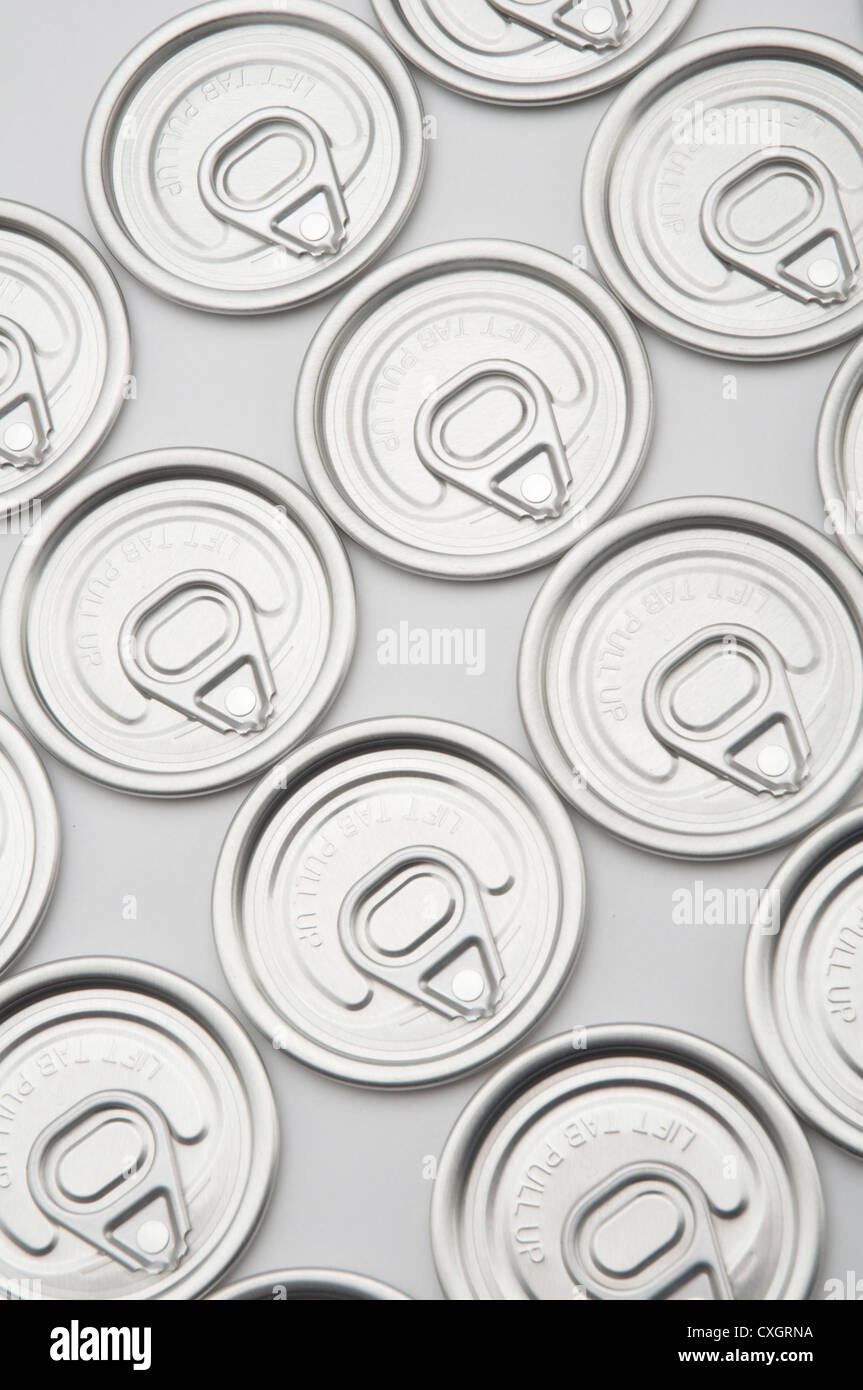 Pull top can hi-res stock photography and images - Alamy
