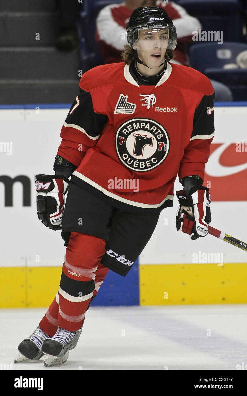 Quebec remparts hi-res stock photography and images - Alamy