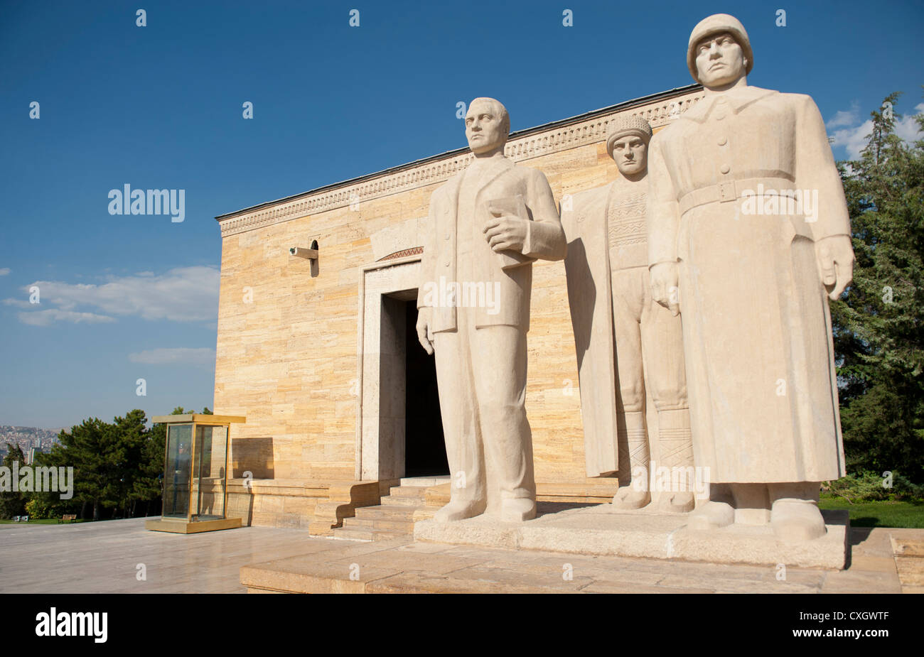 Ankara ataturk statue hi-res stock photography and images - Alamy