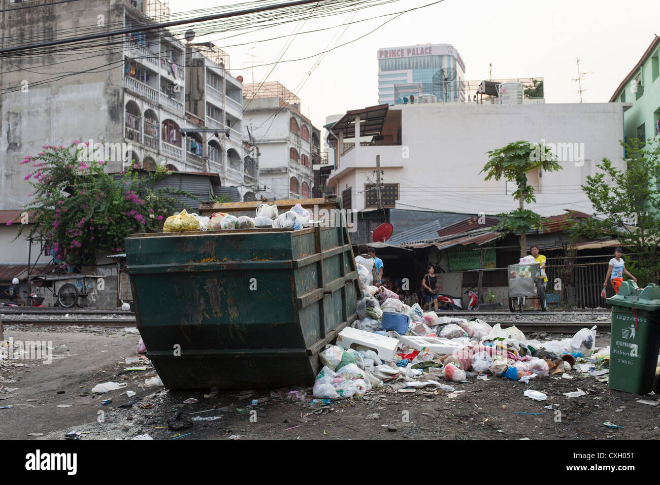 Garbage Container overflowing Stock Photo - Alamy