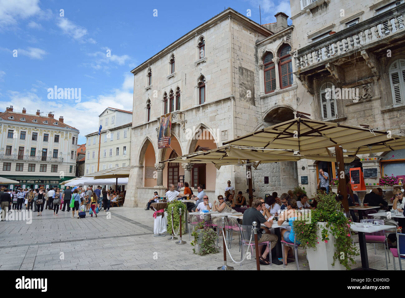 Outdoor restaurants in Narodni trg Pjaca, Old Town, Split, Split ...