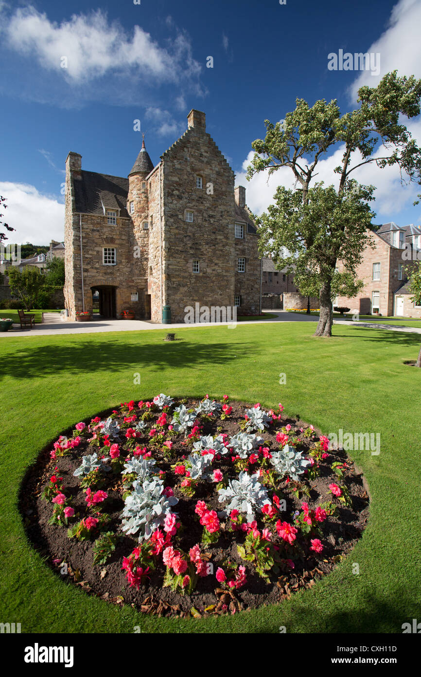 Town of Jedburgh, Scotland. Colourful view of the Mary Queen of Scot’s ...