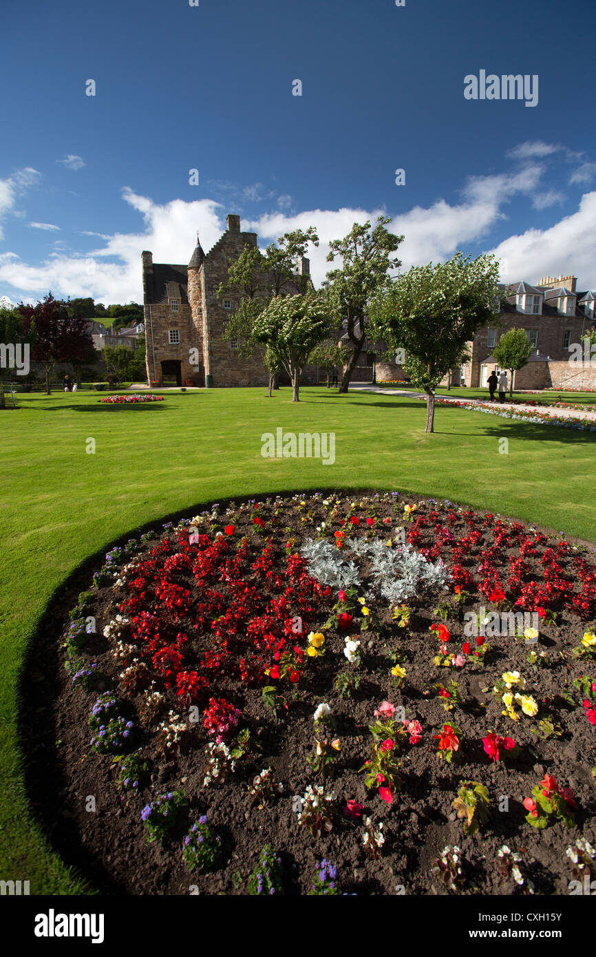 Town of Jedburgh, Scotland. Colourful view of the Mary Queen of Scot’s ...