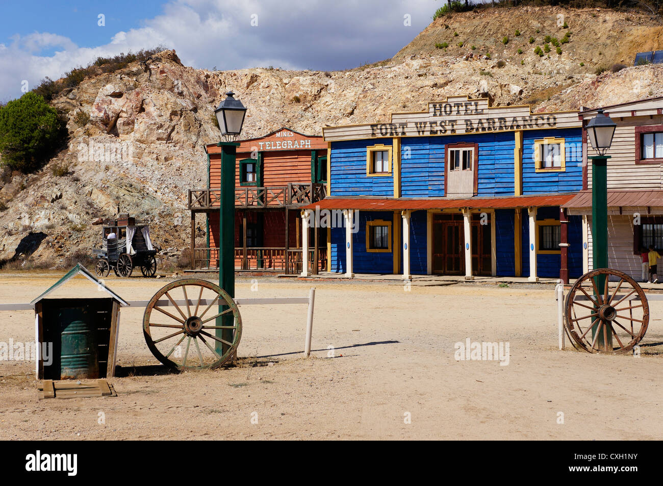 West town neighborhood hi-res stock photography and images - Alamy