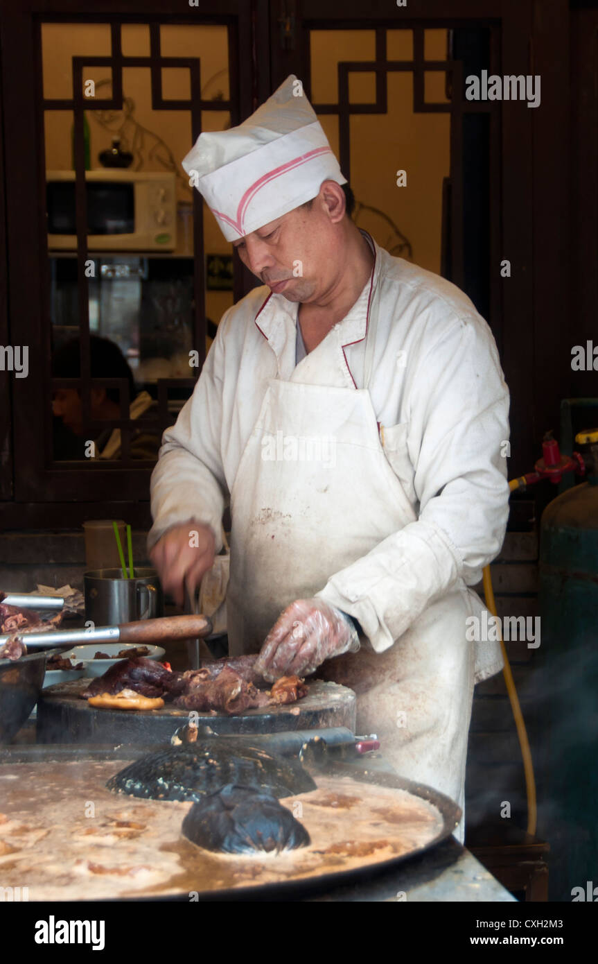 Chinese chef hi-res stock photography and images - Alamy