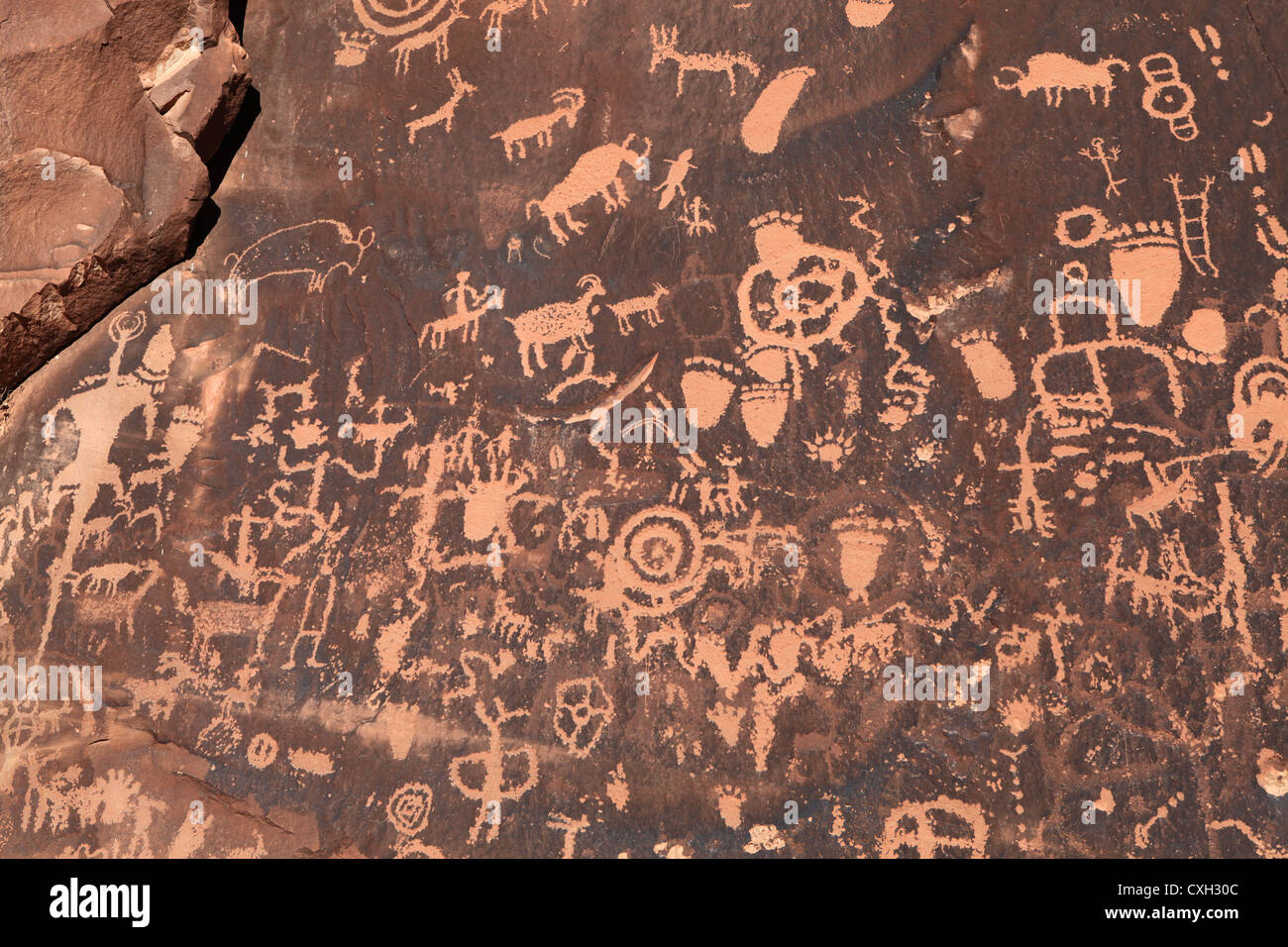 Ancient indian rock art paintings hi-res stock photography and images ...