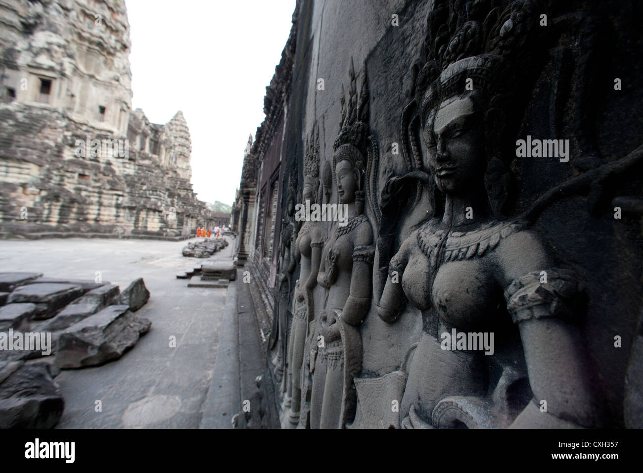 Relief carvings of Apsaras along the walls of Angkor Wat Temple, Siem ...