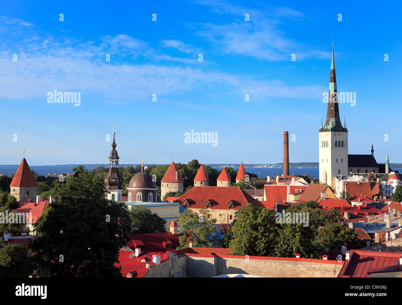 Tallinn toompea hi-res stock photography and images - Alamy