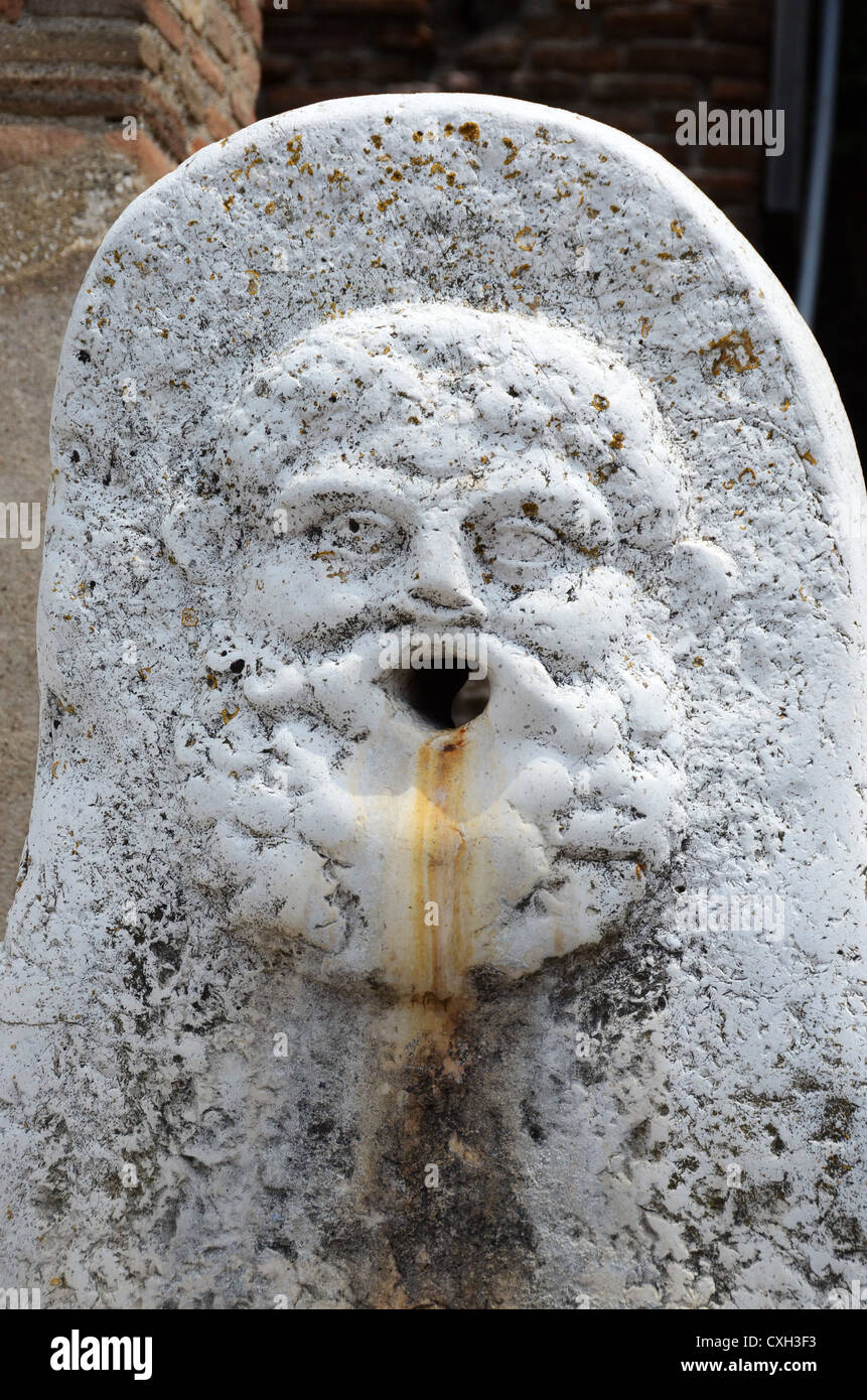 Fountain head hi-res stock photography and images - Alamy
