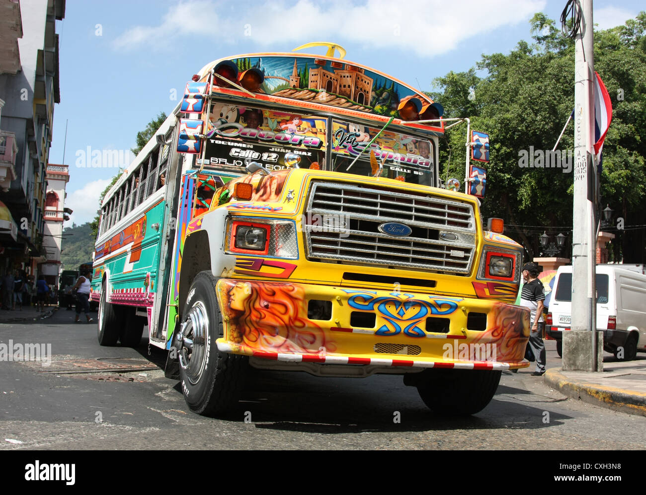 Panama bus street hi-res stock photography and images - Alamy