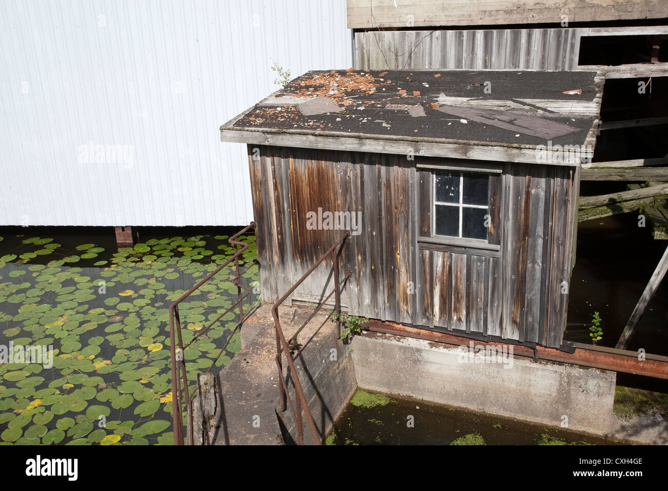 Mill buildings hi-res stock photography and images - Alamy