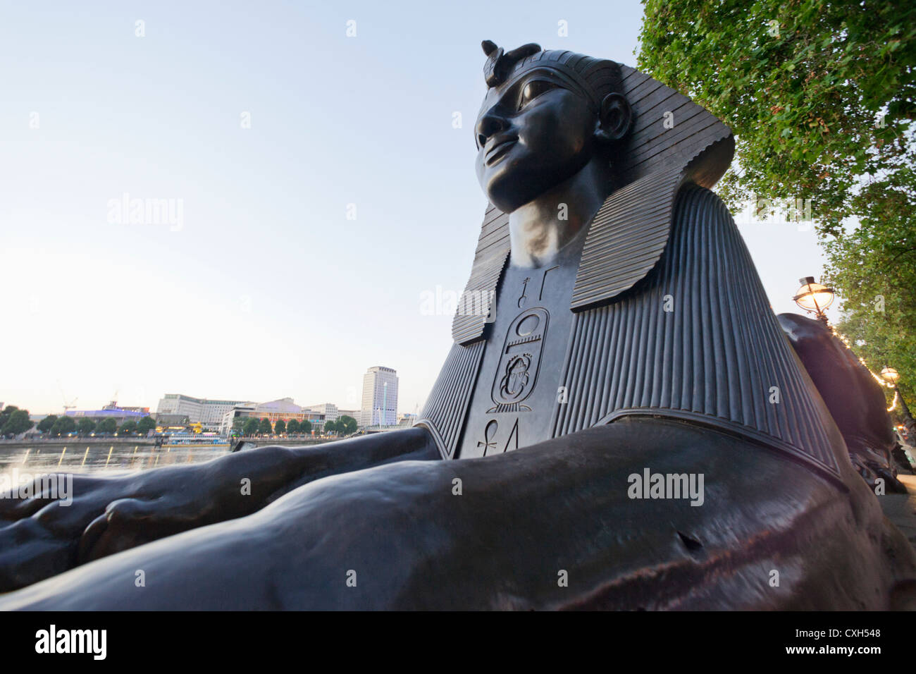 England, London, Victoria Embankment, Sphinx Statue and River Thames ...