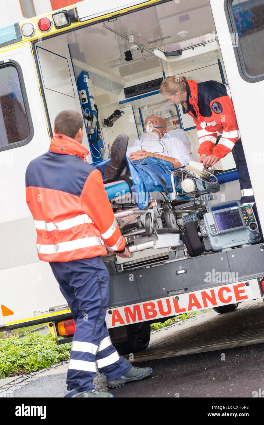 Intubation paramedic hi-res stock photography and images - Alamy