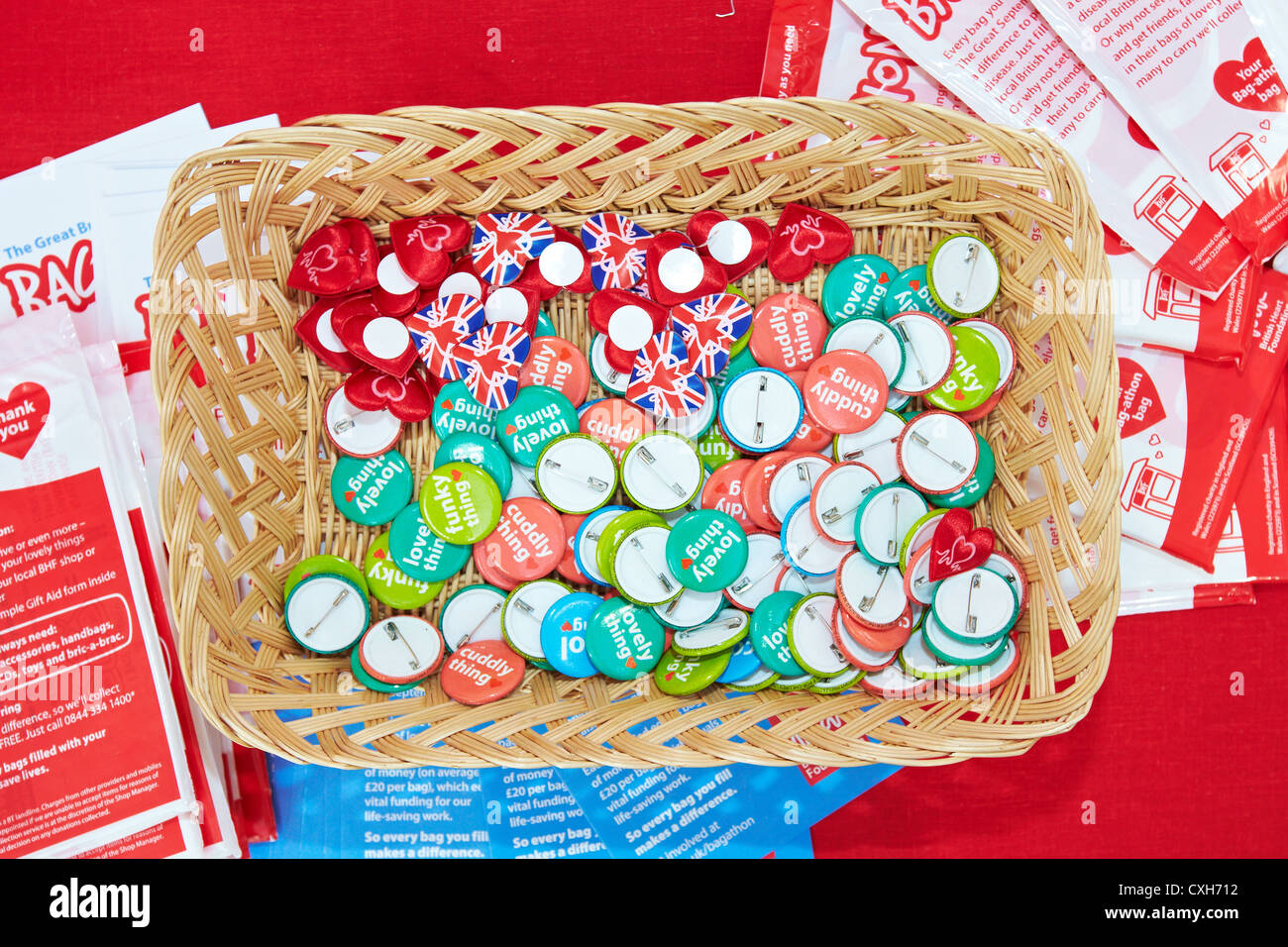 Heart fund campaign hi-res stock photography and images - Alamy