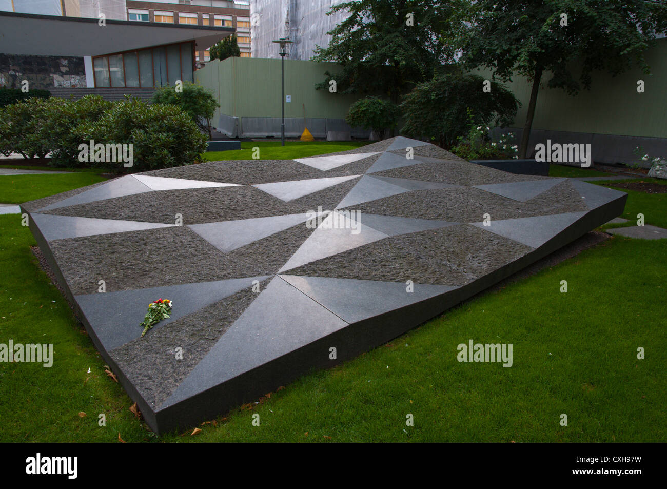 Oslo bomb attack 2011 hi-res stock photography and images - Alamy