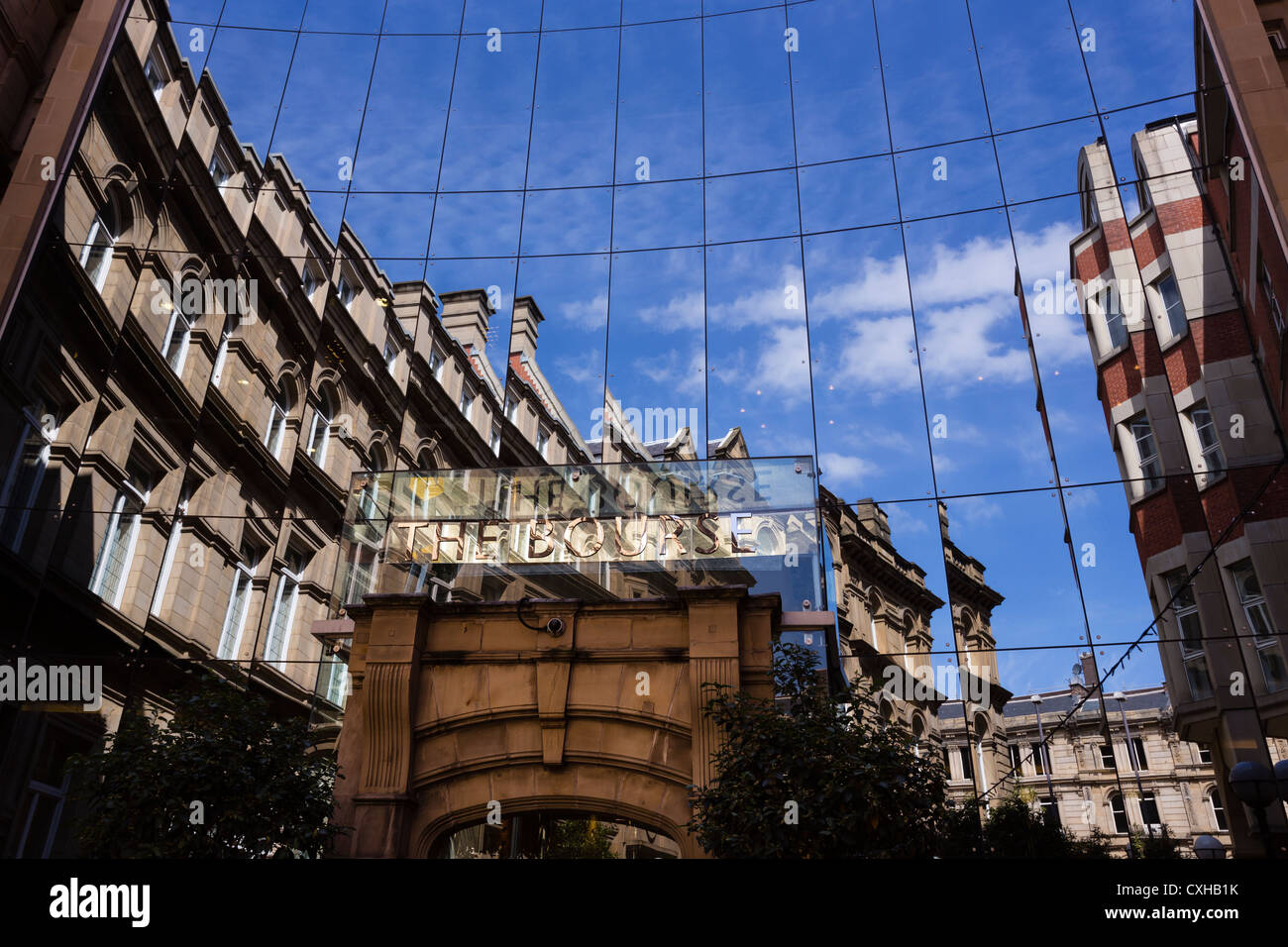 Leeds bar hi-res stock photography and images - Alamy