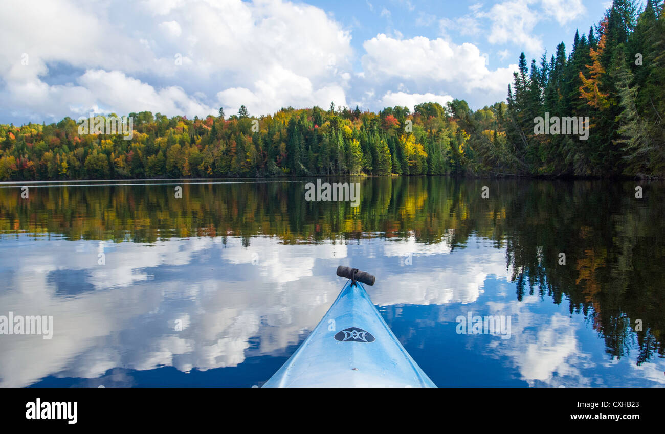 Kayak fall colours hi-res stock photography and images - Alamy