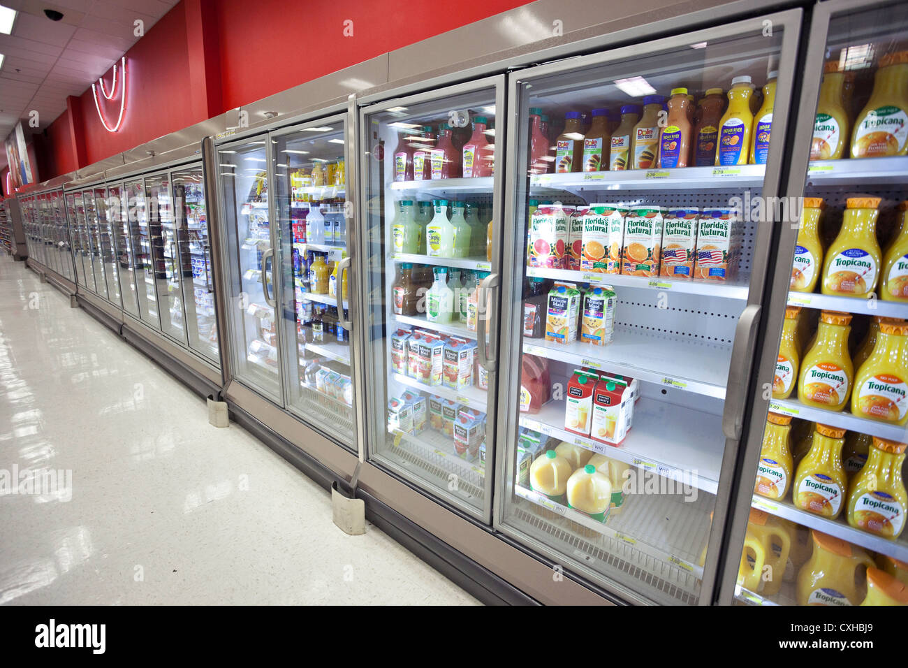 Supermarket drink aisle, Miami, USA Stock Photo - Alamy