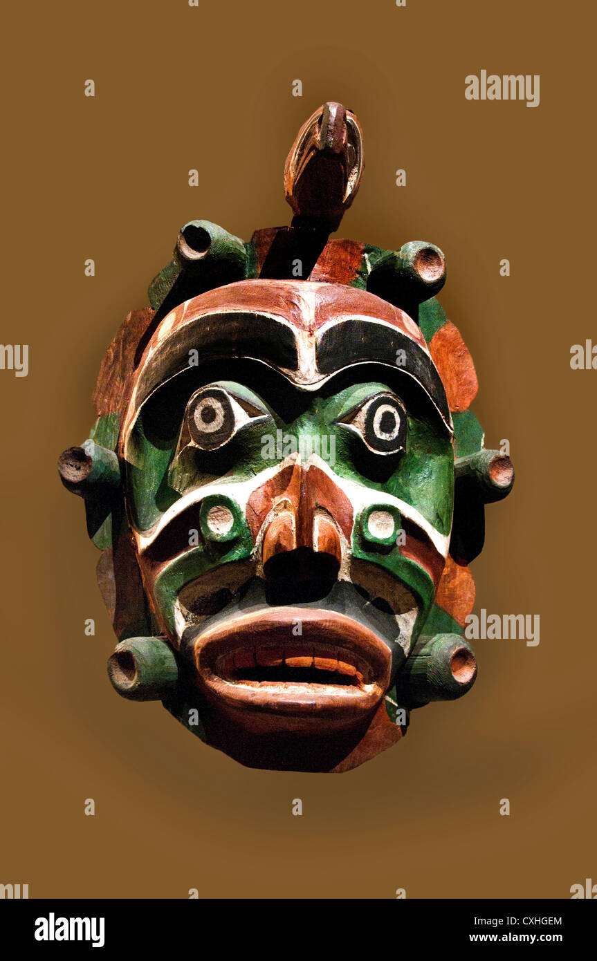 Kwakwaka wakw mask hi-res stock photography and images - Alamy