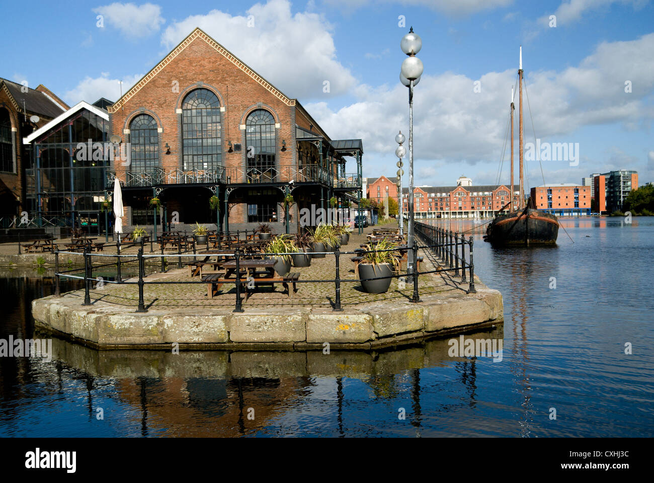 Atlantic Wharf Cardiff Bay Cardiff Stock Photos & Atlantic Wharf ...