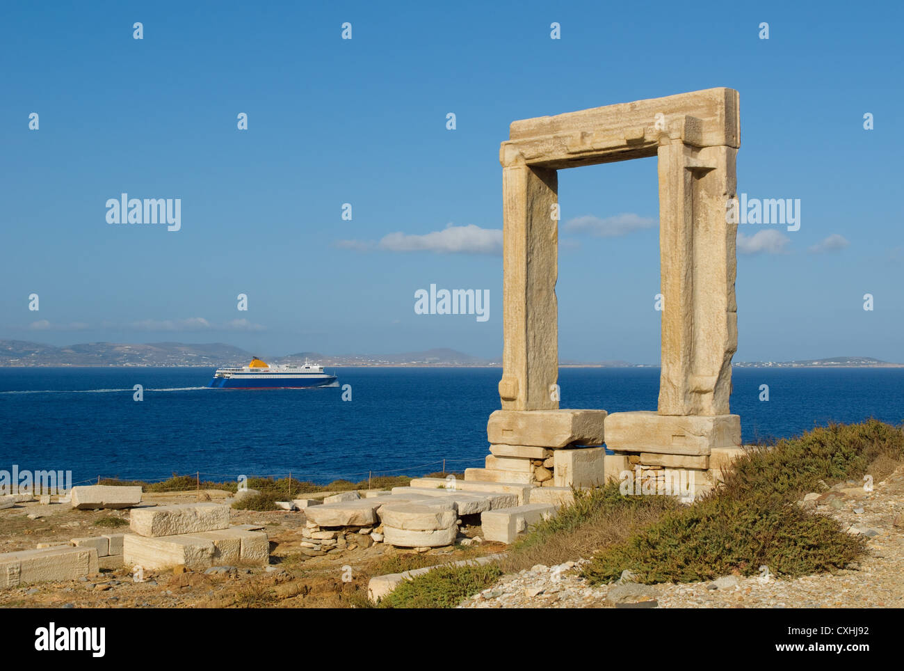 Naxos portara hi-res stock photography and images - Alamy
