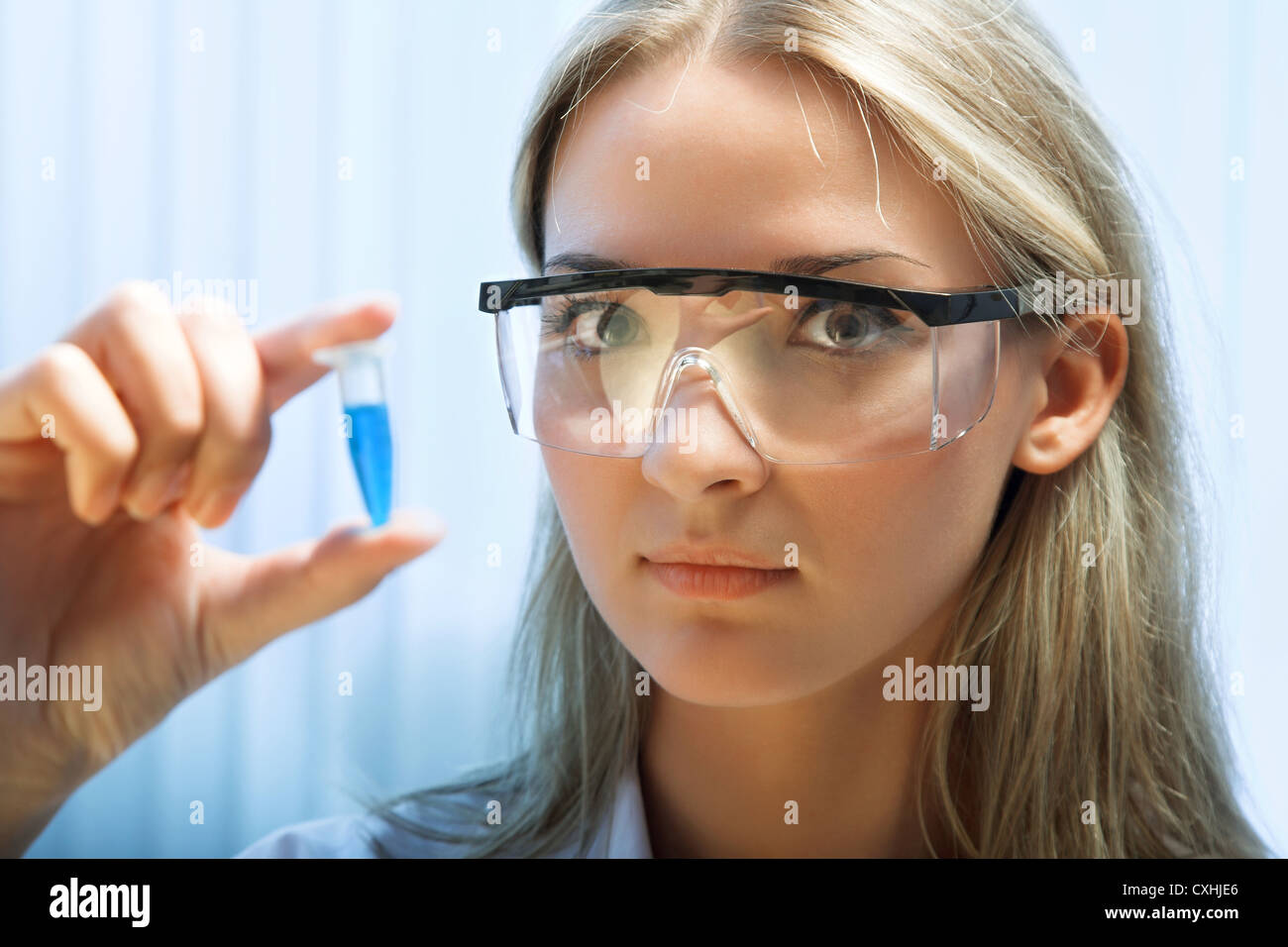 Beauty of science hi-res stock photography and images - Alamy