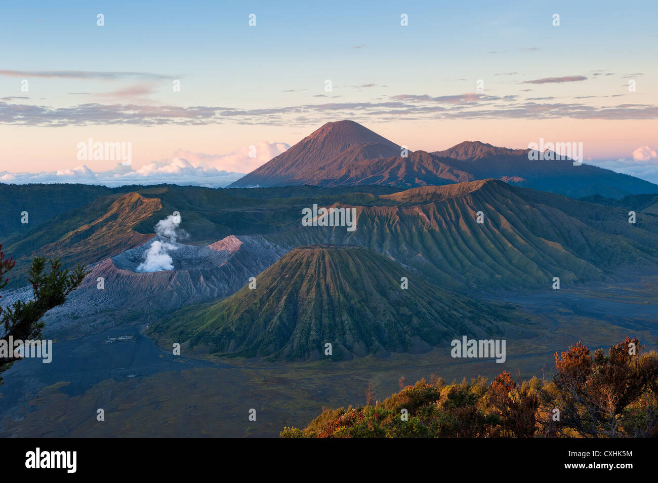 Bromo volcano sunrise hi-res stock photography and images - Alamy