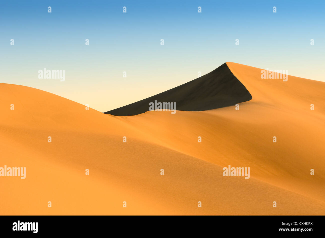 Blue sky soft sand hi-res stock photography and images - Alamy