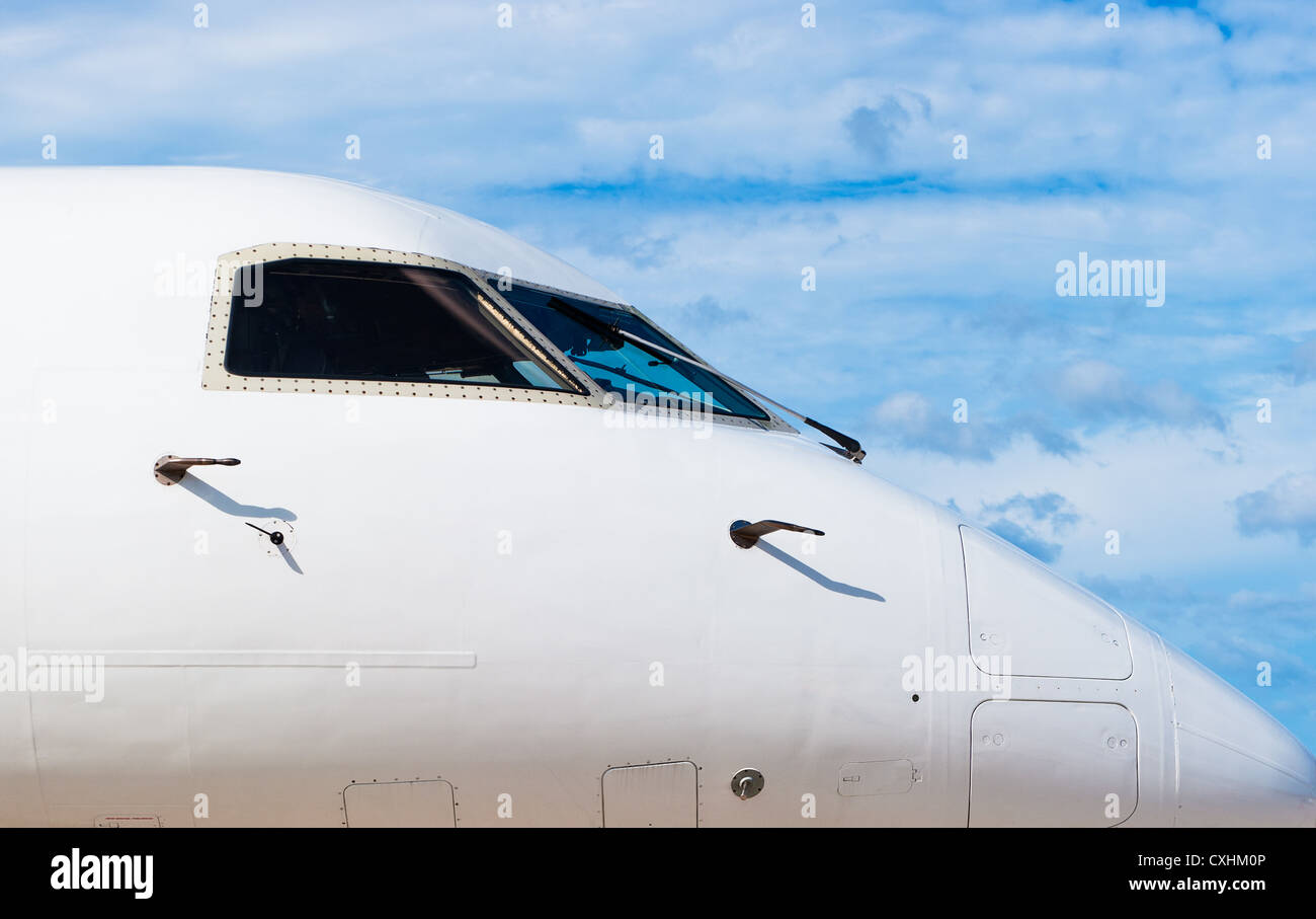 Airplane cockpit windscreen hi-res stock photography and images - Alamy
