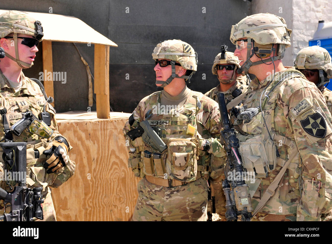 Commander 4th infantry division hi-res stock photography and images - Alamy