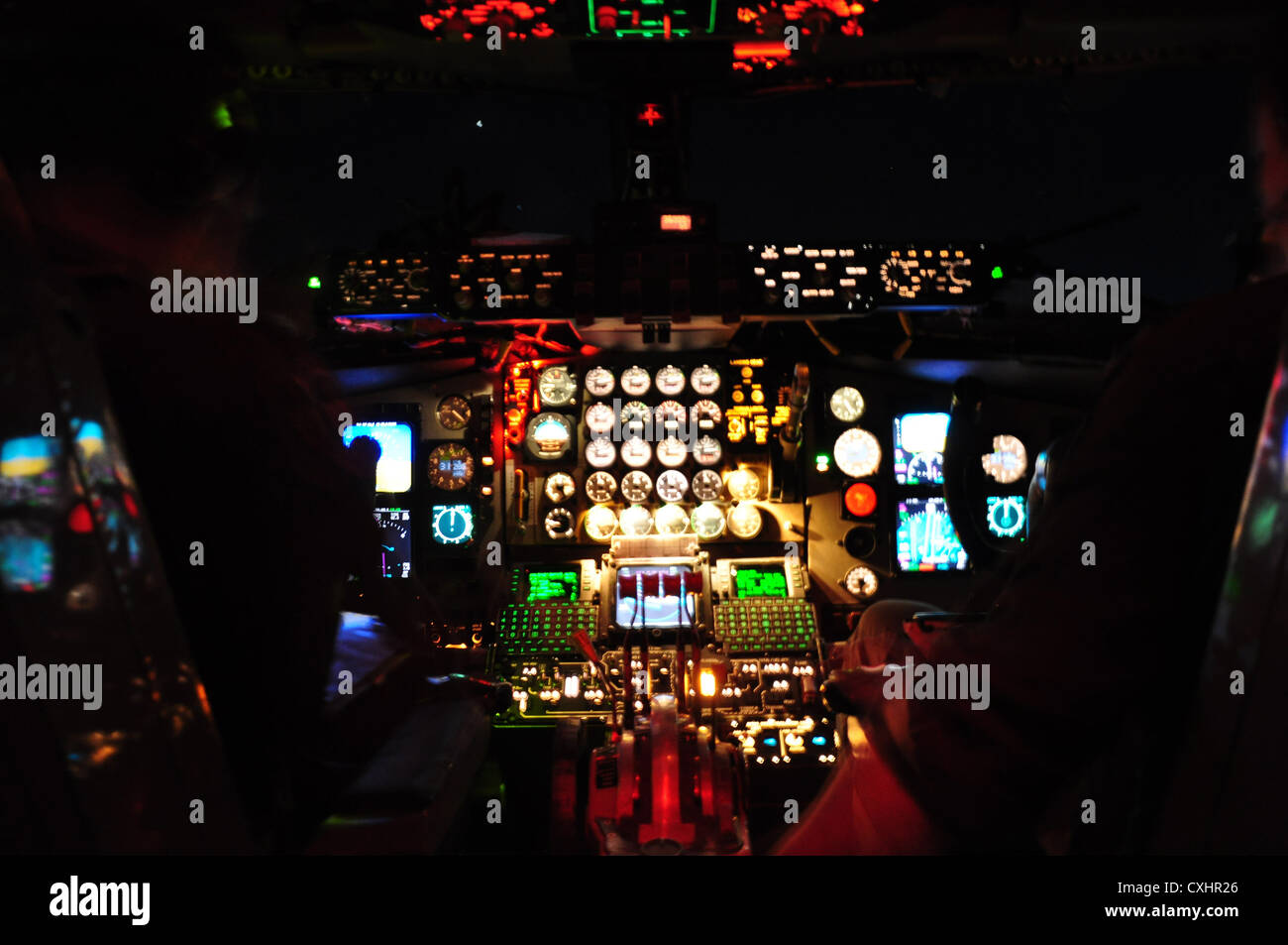 Night aerial refueling High Resolution Stock Photography and Images - Alamy