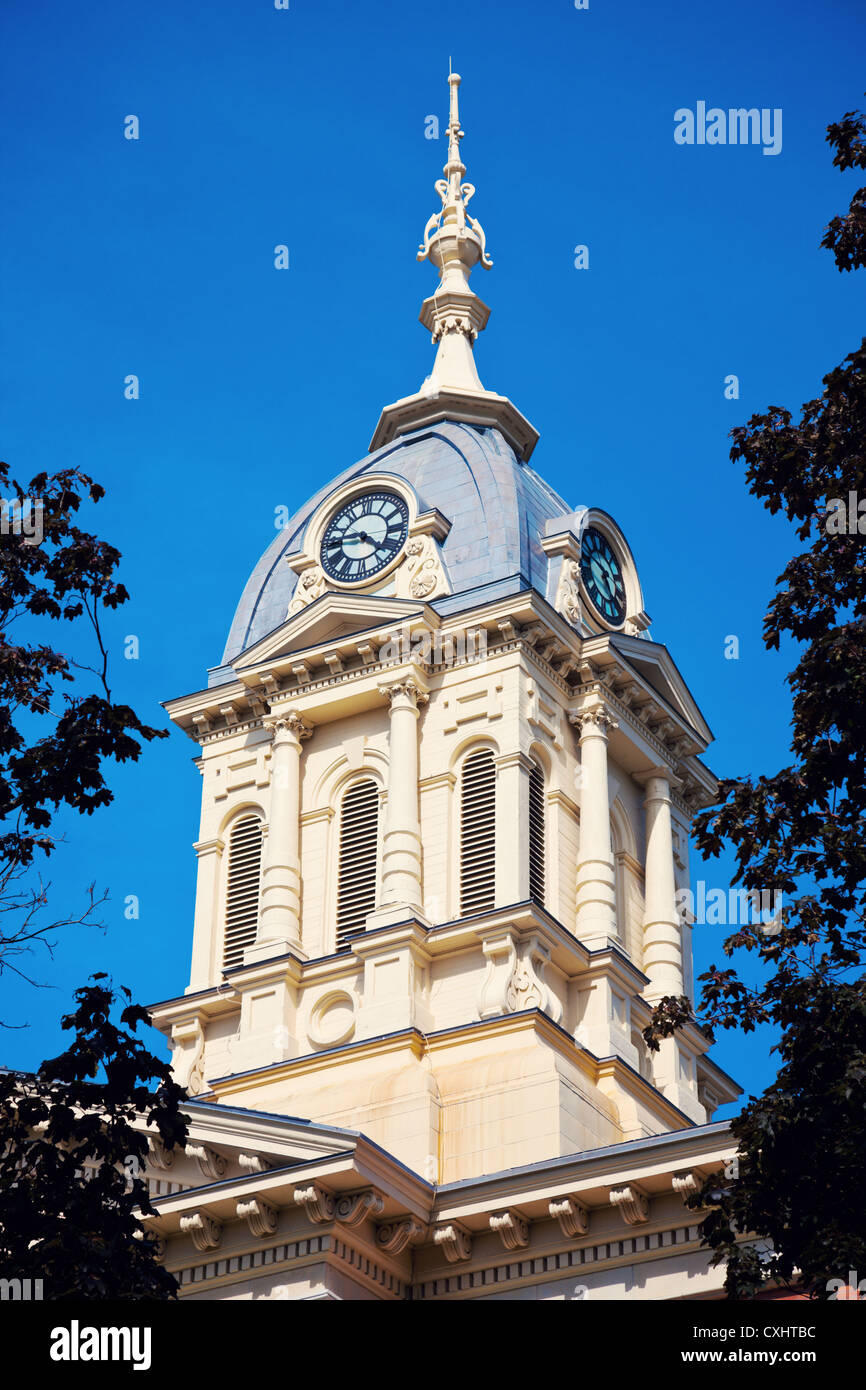 Historic old courthouse hi-res stock photography and images - Alamy