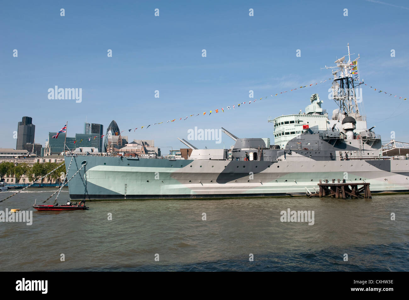 Admiralty pattern hi-res stock photography and images - Alamy