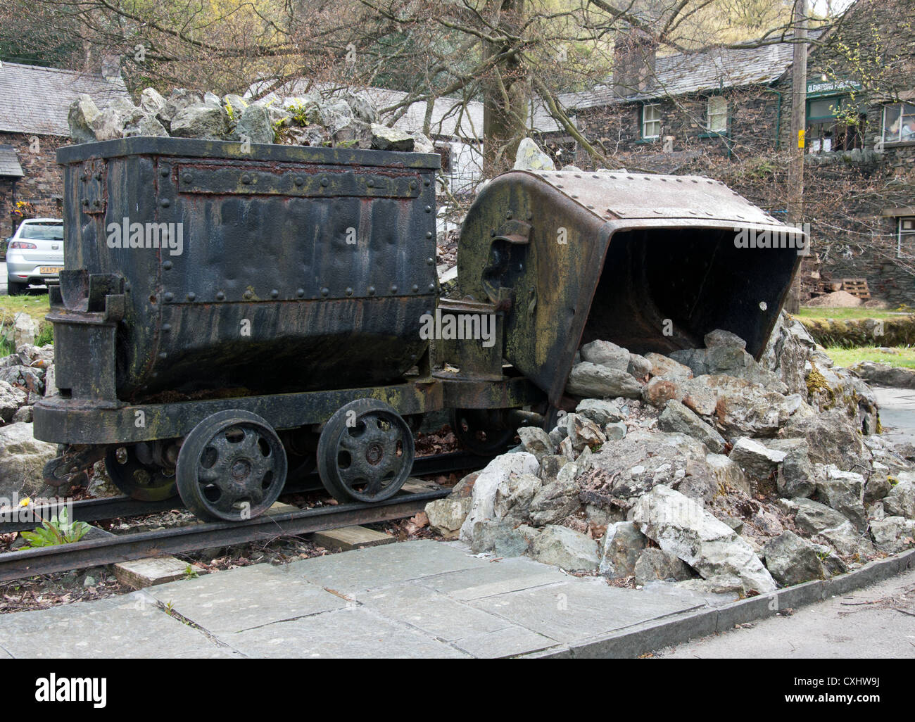 Tea wagons hi-res stock photography and images - Alamy