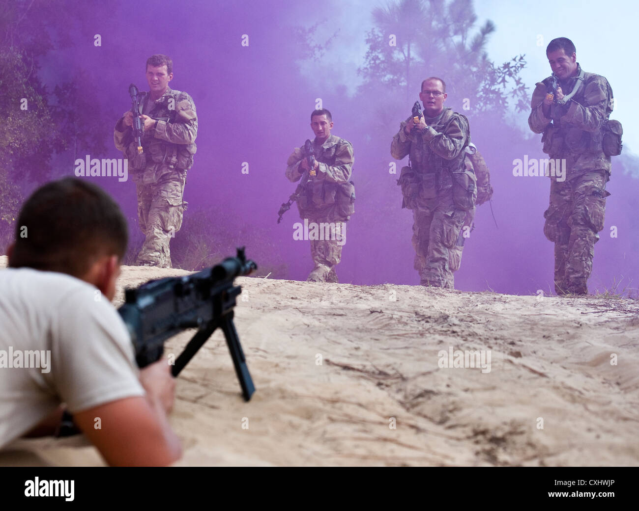 Tactical air control party airman hi-res stock photography and images ...