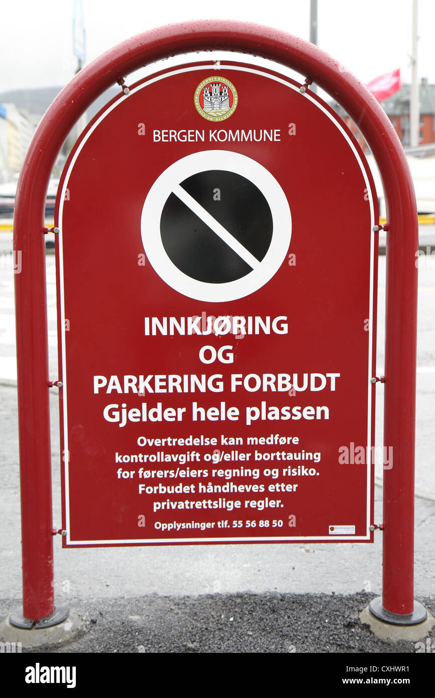 A NO PARKING sign in Bergen, Norway Stock Photo - Alamy