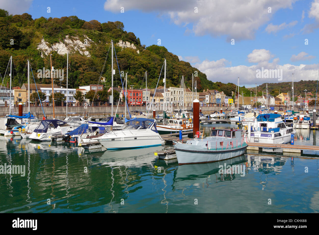 Dover boats hi-res stock photography and images - Alamy