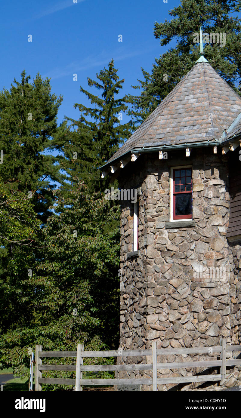 Turret structure hi-res stock photography and images - Alamy