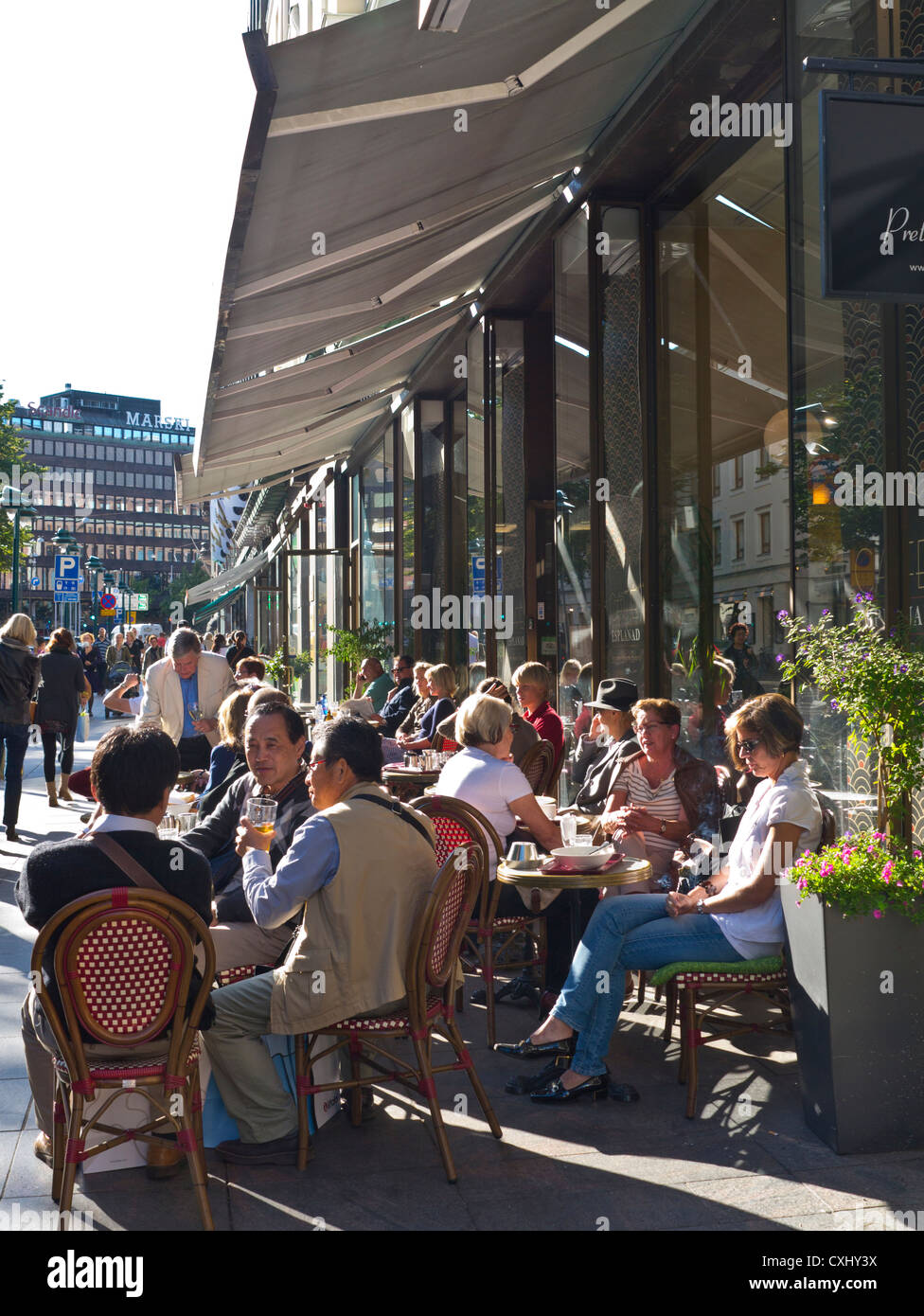 HELSINKI Strindberg alfresco Boulevard cafe on Esplanadi a popular ...
