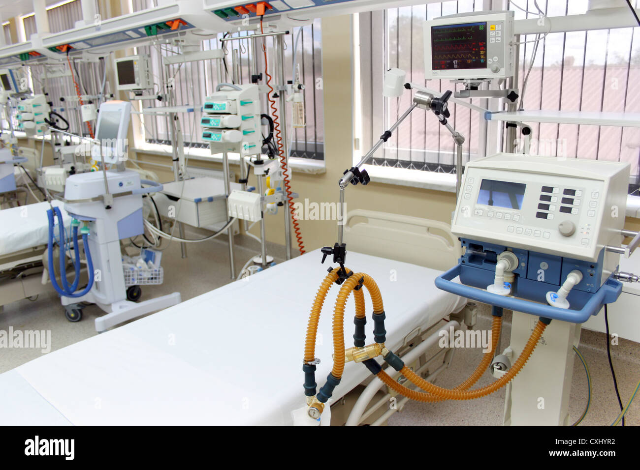 Emergency room (ER) ready to receive patients for hospitalization Stock ...