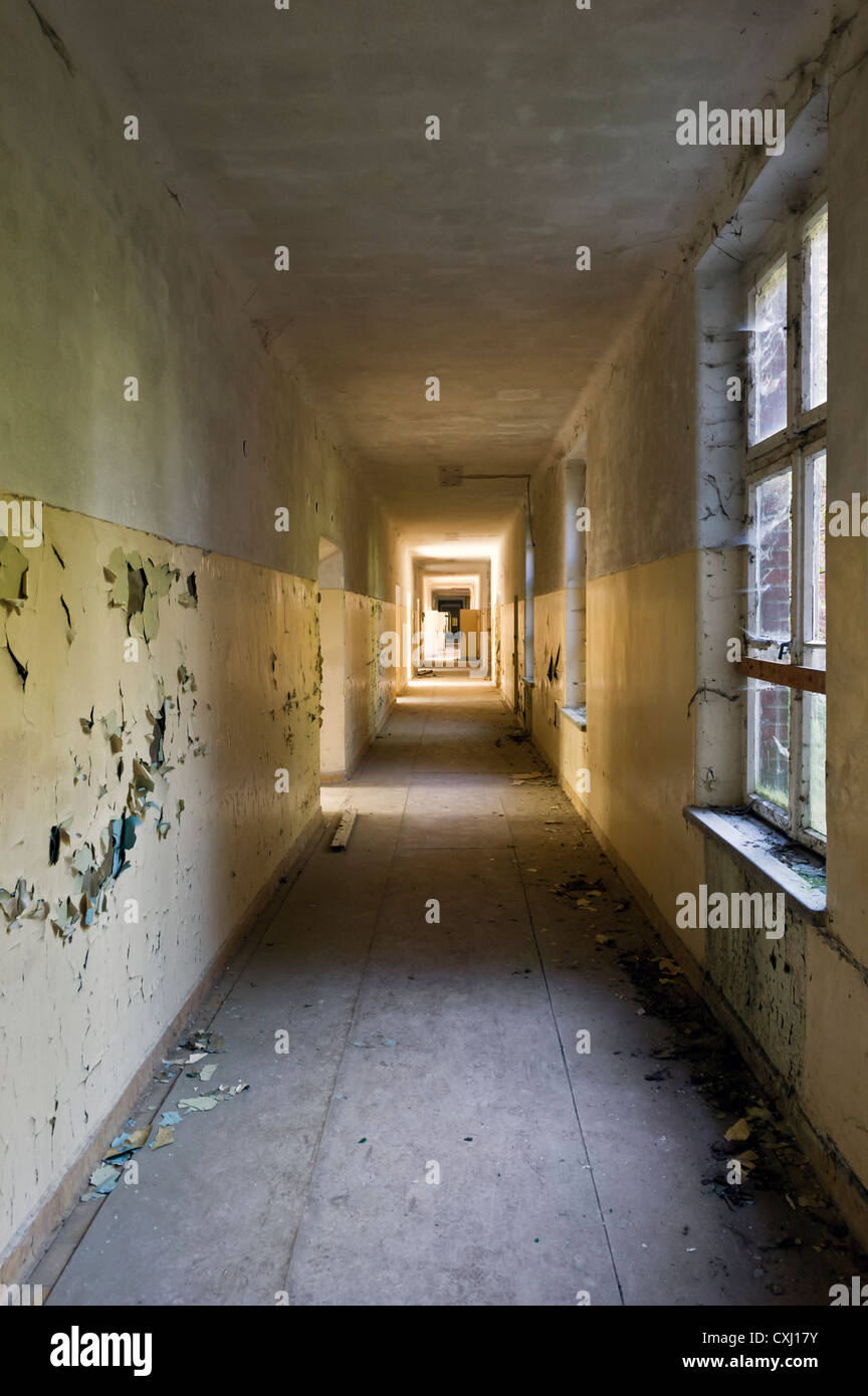 Long decay hi-res stock photography and images - Alamy