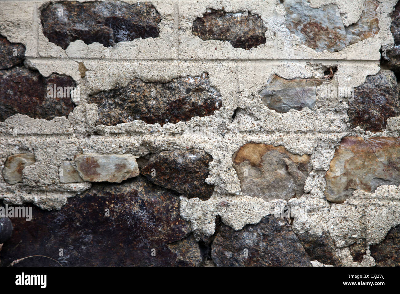 Irregular stone wall hi-res stock photography and images - Alamy