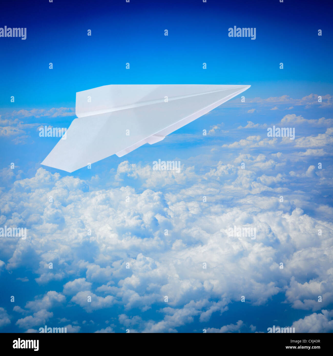 Flying paper plane hi-res stock photography and images - Alamy