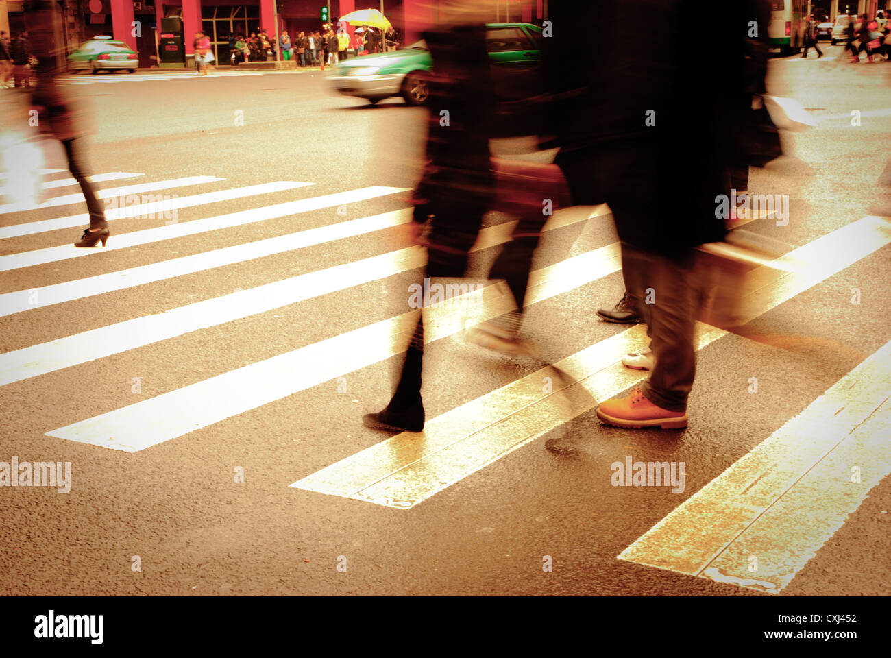 people on zebra crossing Stock Photo - Alamy