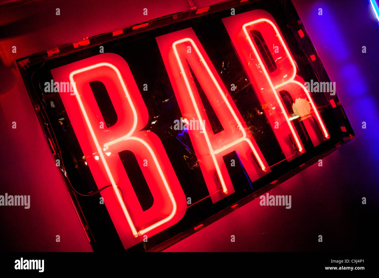 Bar sign hi-res stock photography and images - Alamy