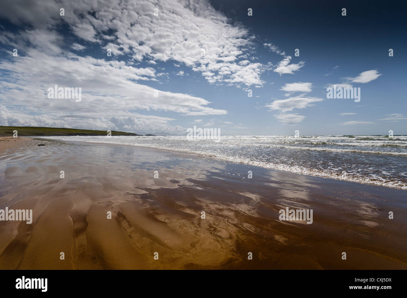 Aberffraw beach Traeth Mawr Anglesey North Wales UK Stock Photo - Alamy
