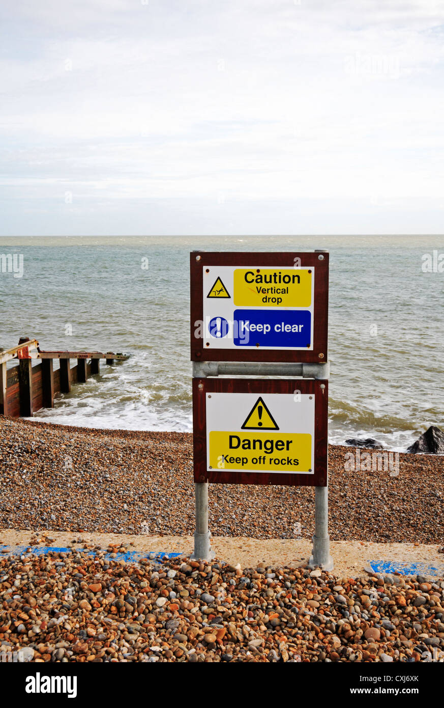 Uk safety signs beach hi-res stock photography and images - Alamy