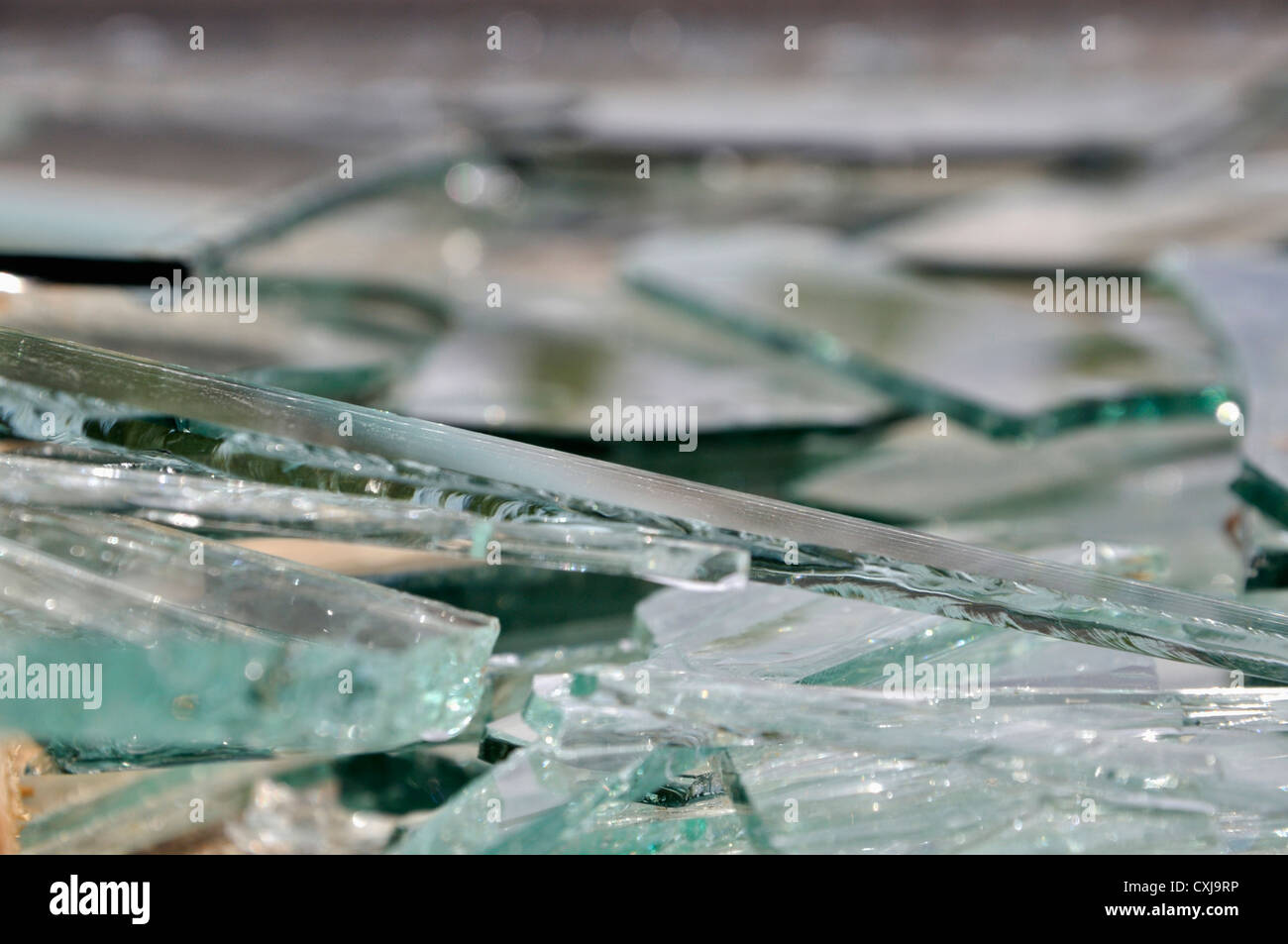 Reflection broken glass hi-res stock photography and images - Alamy