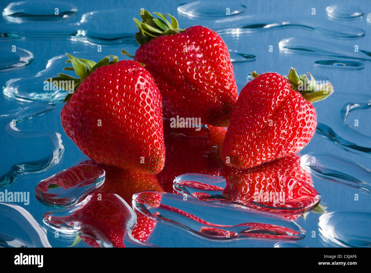 Fruit mirrors hi-res stock photography and images - Alamy