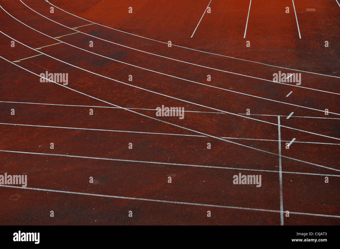 Cinder running track hi-res stock photography and images - Alamy